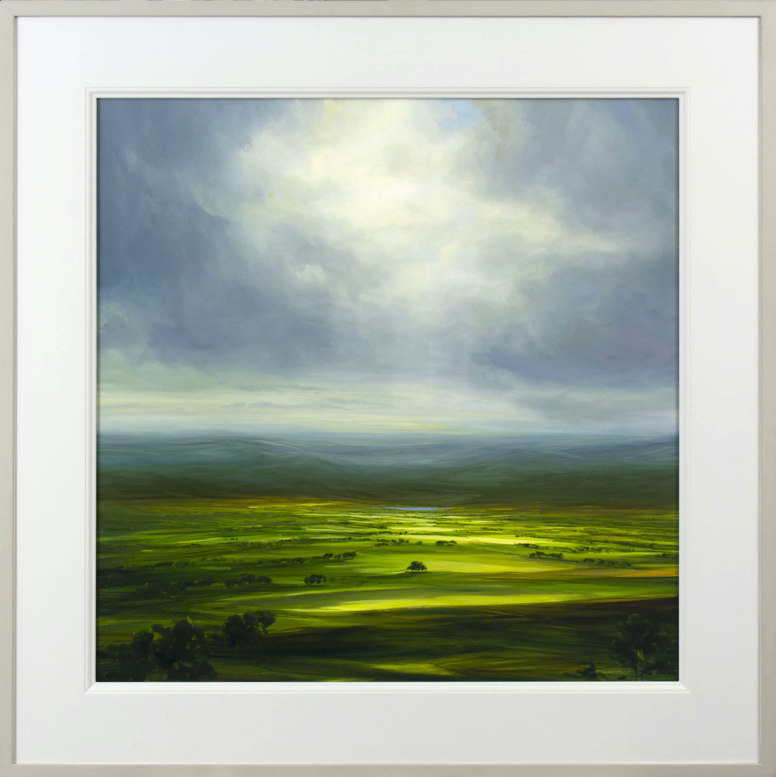 Distant Blue | Harry Brioche